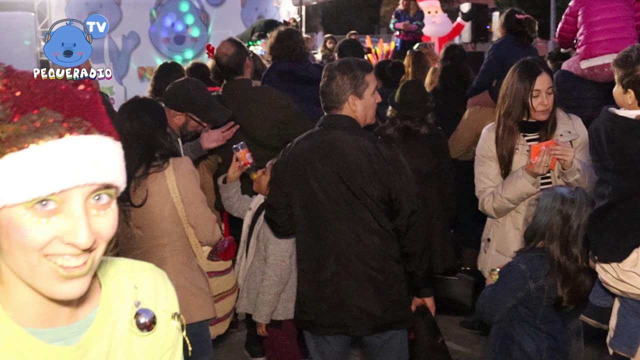 Fiesta de Navidad Carrefour Campanar Valencia - YouTube