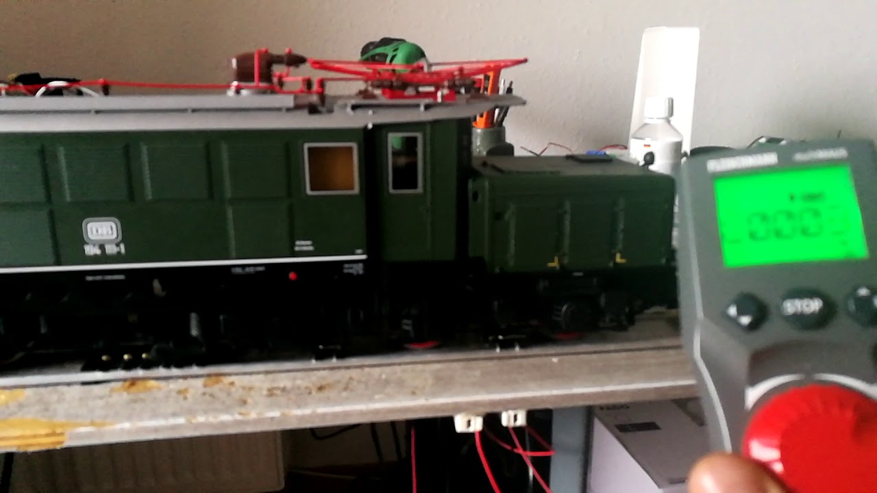 Digitalisierung PIKO G BR 194 E94 mit einseitiger Lichtunterdrückung ...