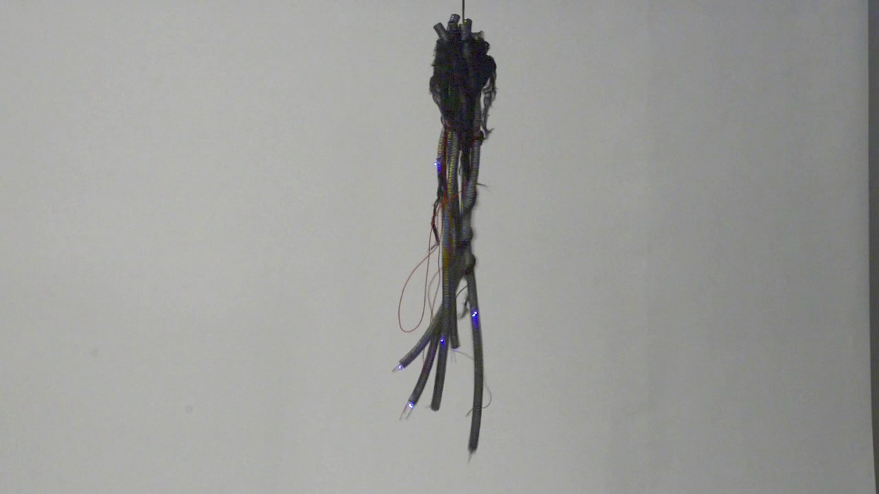 M37923 Animated Live Wires Prop - YouTube