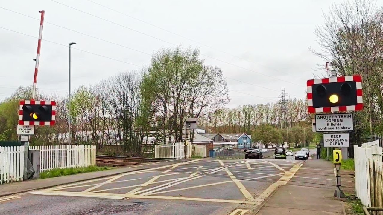 Addison Level Crossing, Tyne and Wear - YouTube