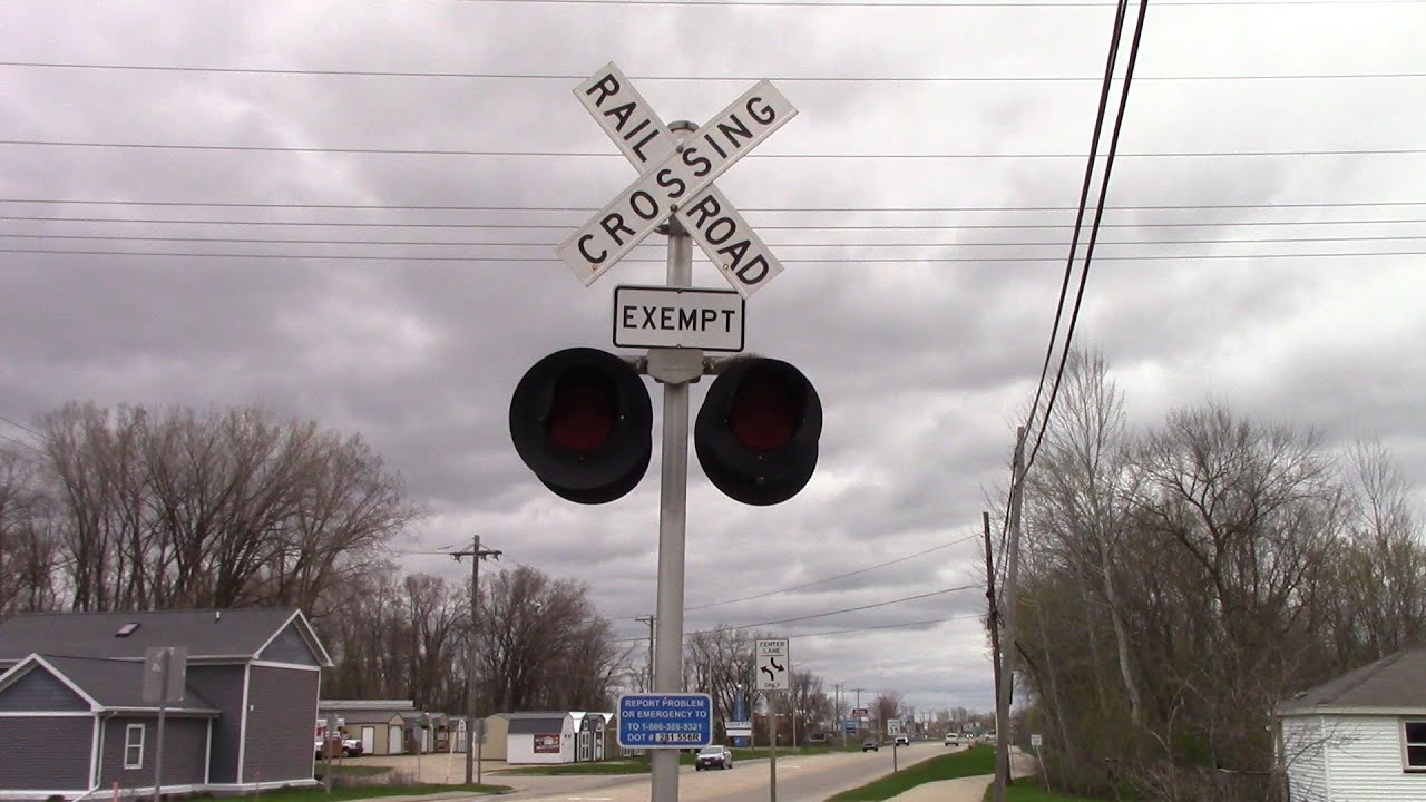 Former GBW line New London part 1 - YouTube