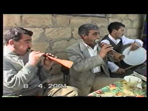 Sexavet Kelbecerli  Qara zurnada ifa edir Aşıq Valeh