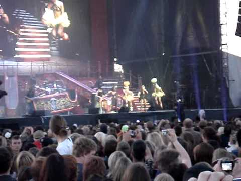 Pink - Bad Influence (live) - YouTube