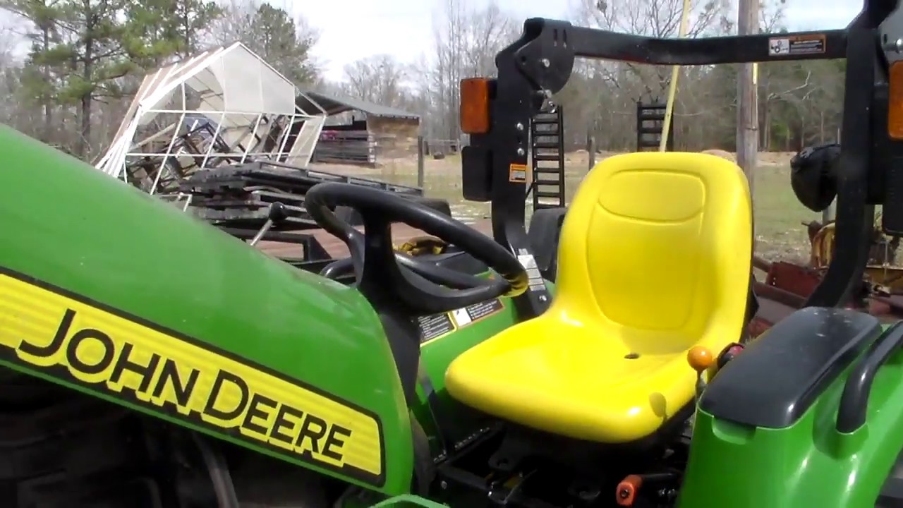 John Deere 3032E - YouTube
