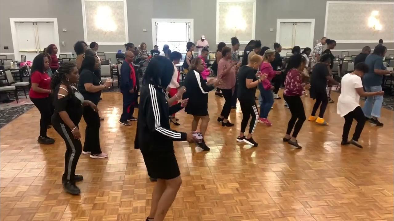 CowBoi Boogie Line Dance ~ Big Mucci - YouTube