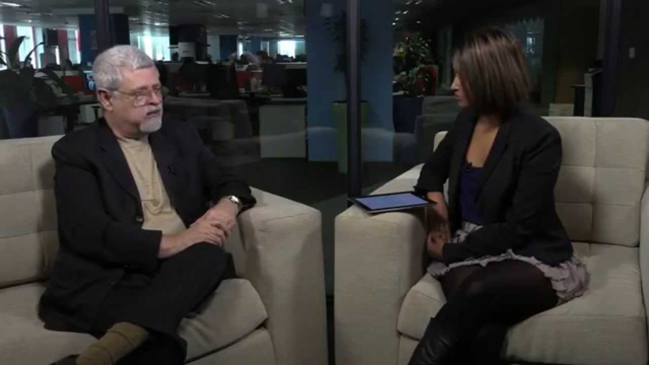 Raymond E. Feist liberated by end of Riftwar Cycle - YouTube