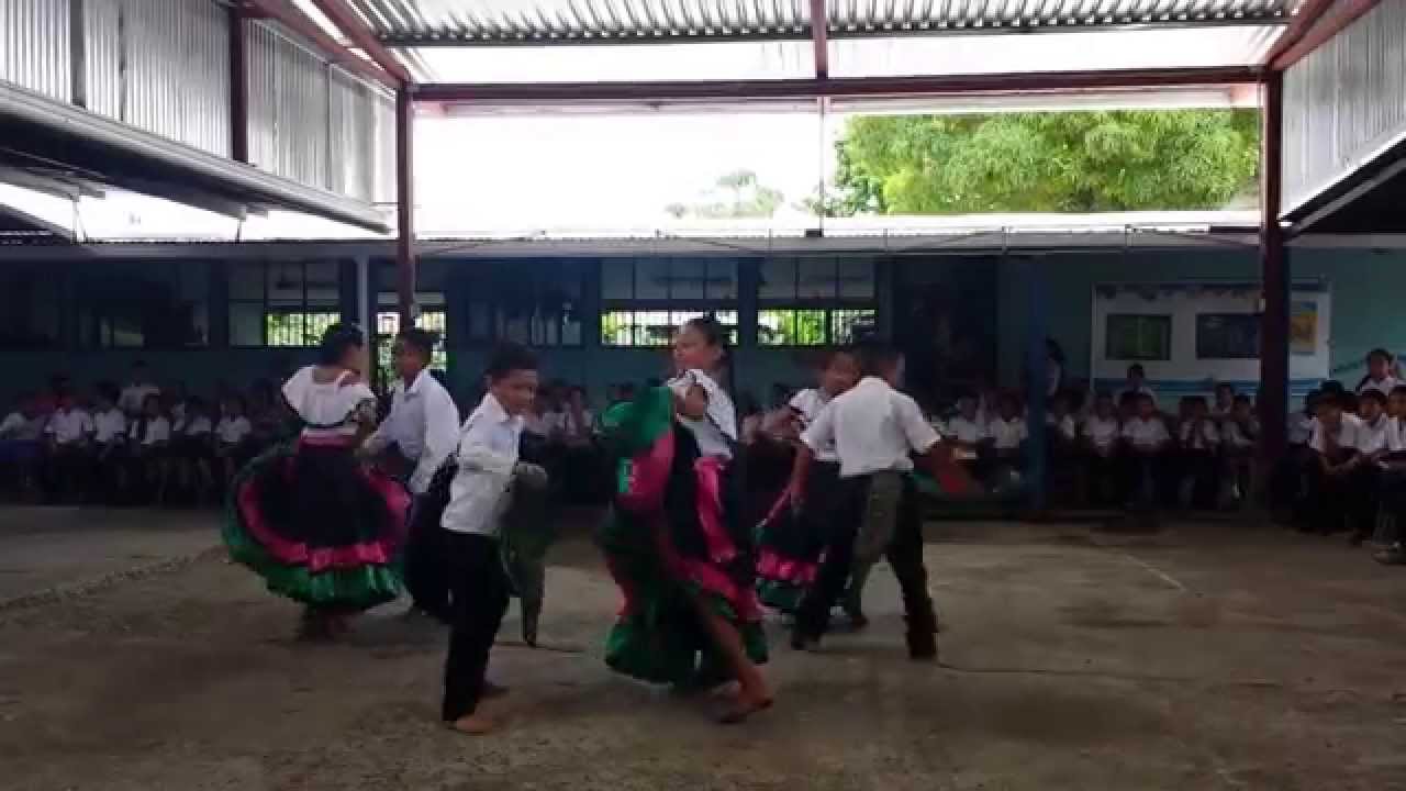 Traditional Costa Rican Dances - YouTube
