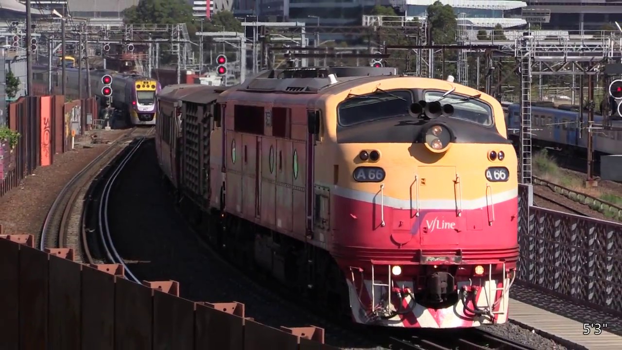 V/Line A66 and N Class Locomotives at the West Melbourne lookout. - YouTube
