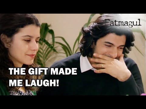 Fatmagul - Fatmagül'ün Suçu Ne? - The gift made me laugh! - Section 62