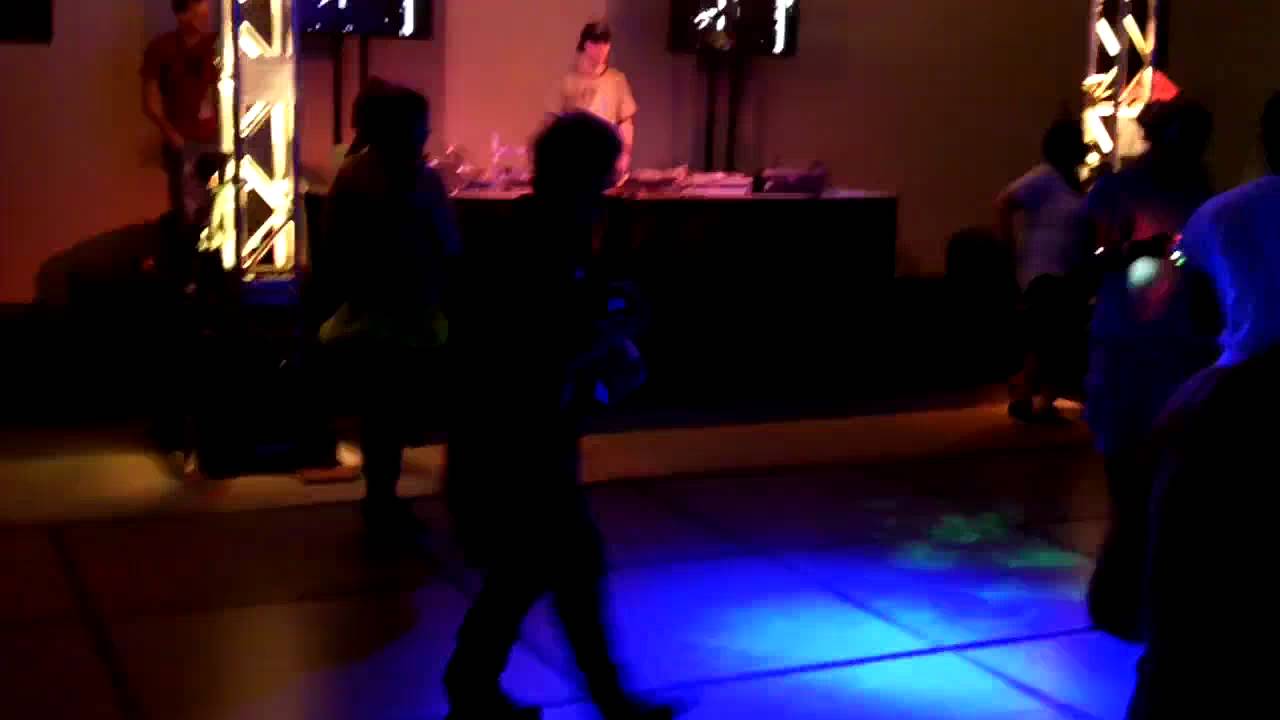 Otakon 2010 Friday Night Rave - Otafunk Room 1 - YouTube