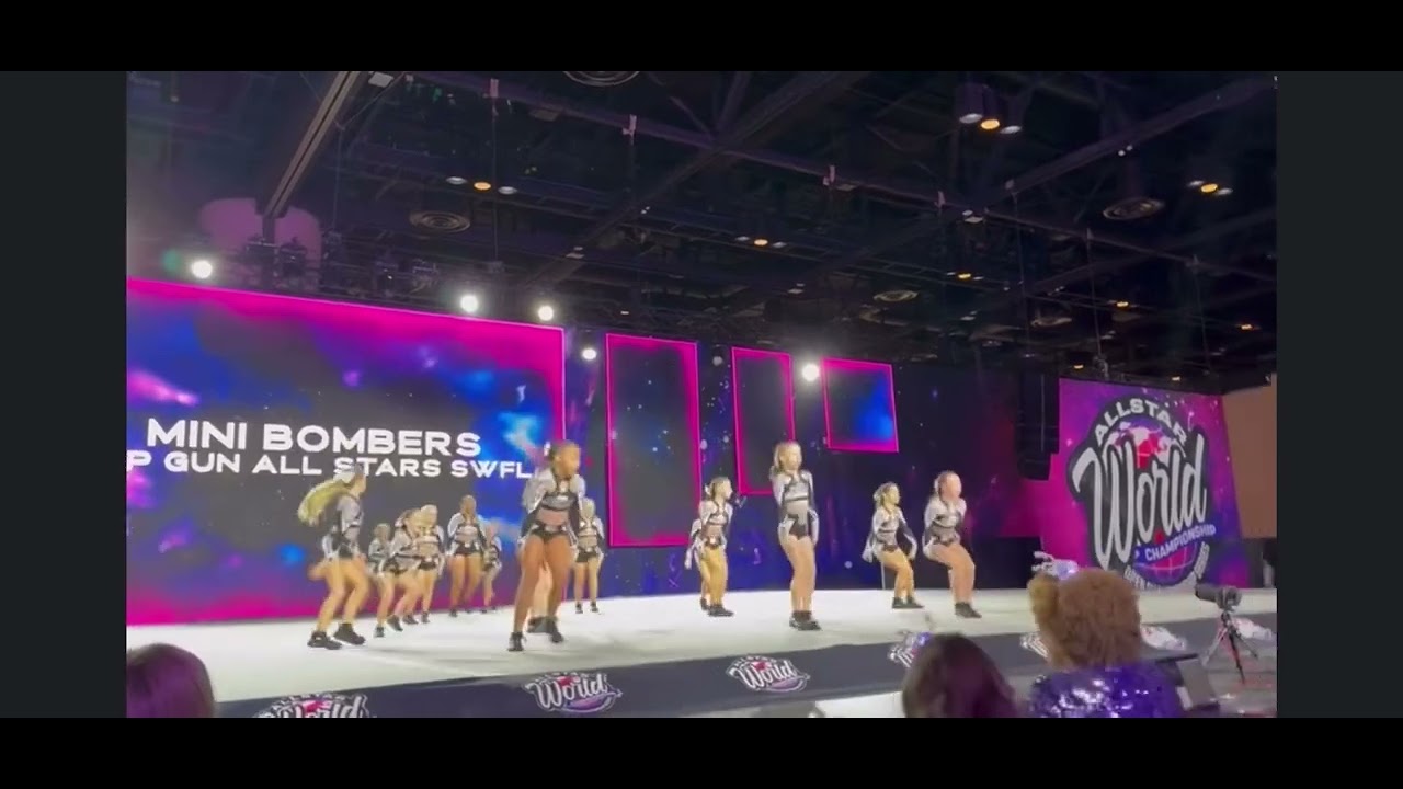 Top Gun SWFL Mini Bombers - YouTube