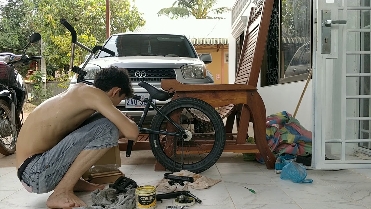 BMX Broken ខូចកង់BMX - YouTube