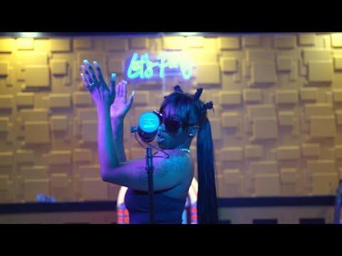 Xo Chant - No Rules Live Performance - YouTube