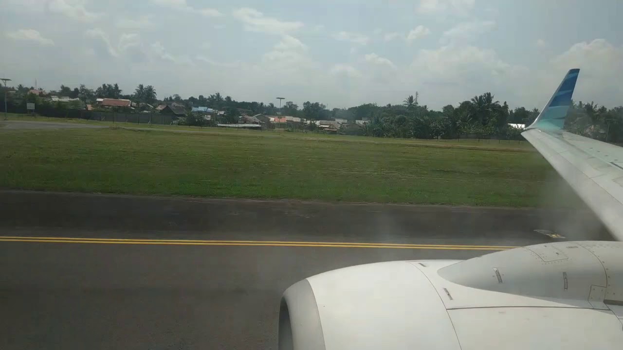 Timelapse take off touch - down Palembang-Jakarta - YouTube