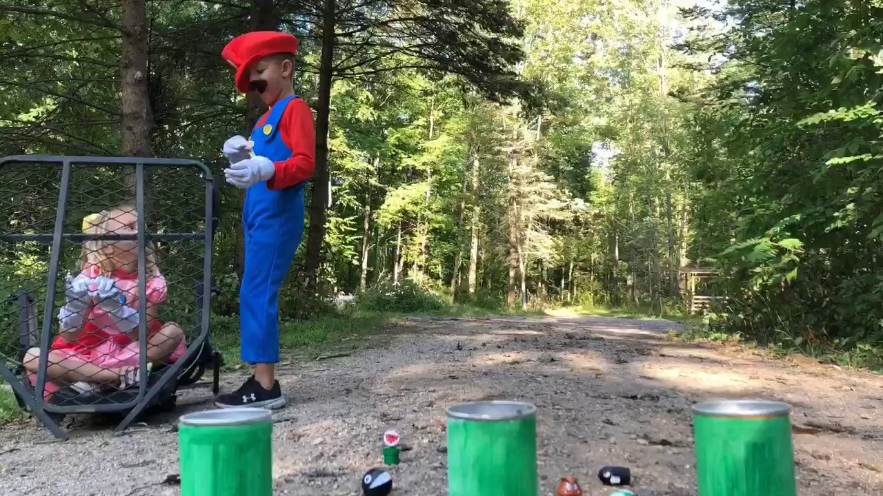 Mario saves Princess Peach in REAL LIFE - YouTube