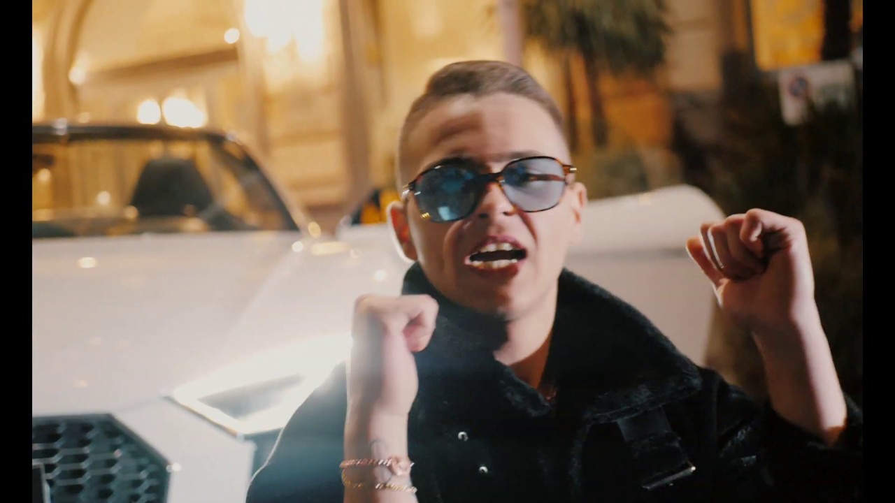 VMONSTER - UNICA (official video) - YouTube