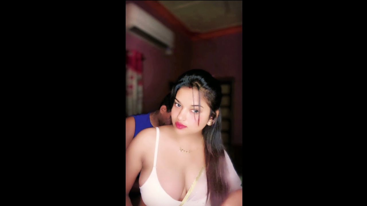 Desi Khushi Bhabi Couple Live Show 🔱ĶUɽBäʈ🔱 Tango Live Hot Show 🔥 - YouTube