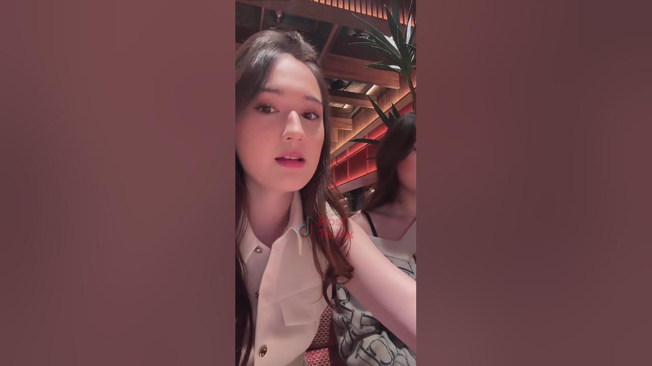 Laura Moane live TIKTOK - YouTube
