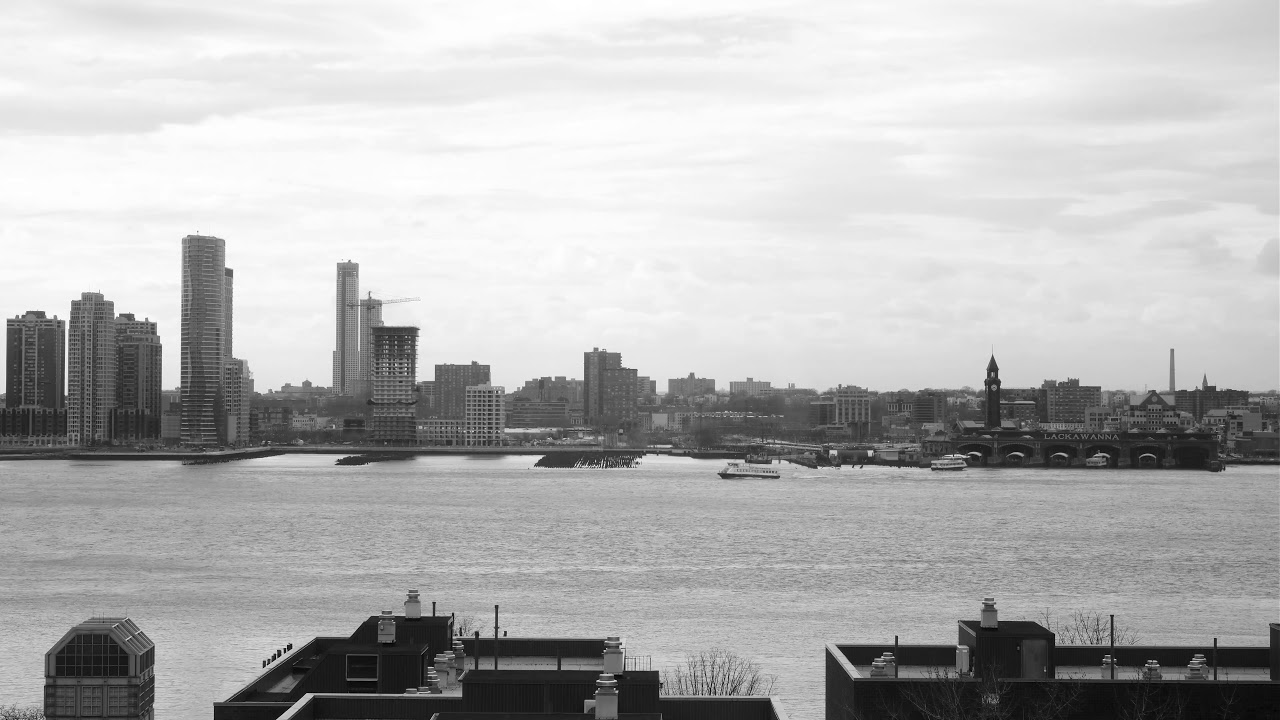 A View of The Hudson (Fujifilm X-Pro 3 + Acros Film Simulation) - YouTube