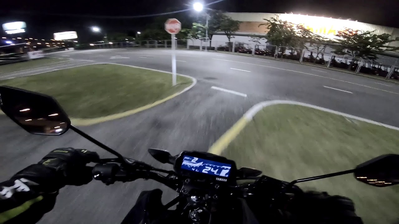 review yamaha mt15 motobigbike thailand - YouTube