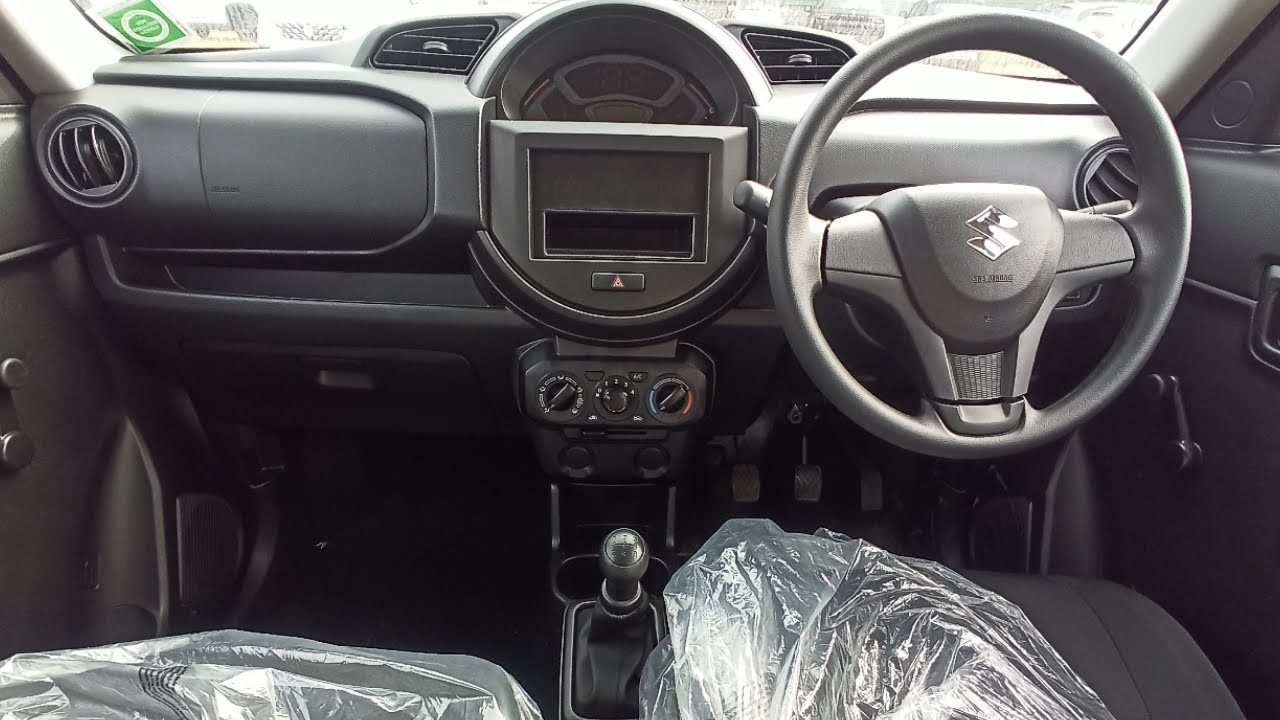 Maruti Suzuki spresso LXI real review interior features - YouTube