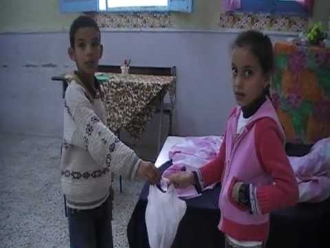 Dramatisation d'une scène en Classe de 3eme année - YouTube