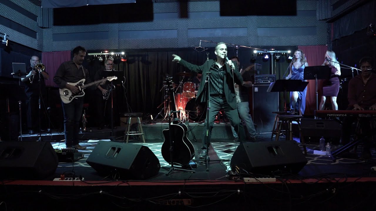 "I'm A Believer" - present and past Neil Diamond vocal. from "So Good ...