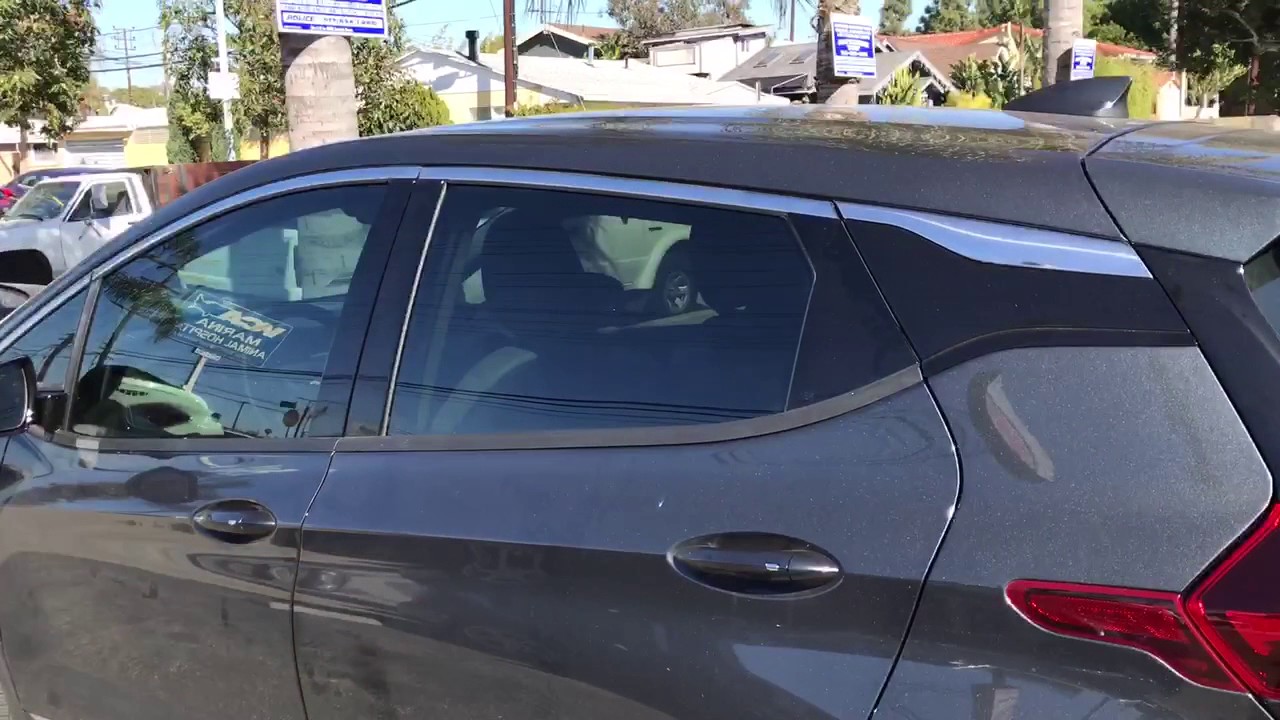 2017 Chevrolet Bolt EV gets DUBIR ceramic window tint - YouTube
