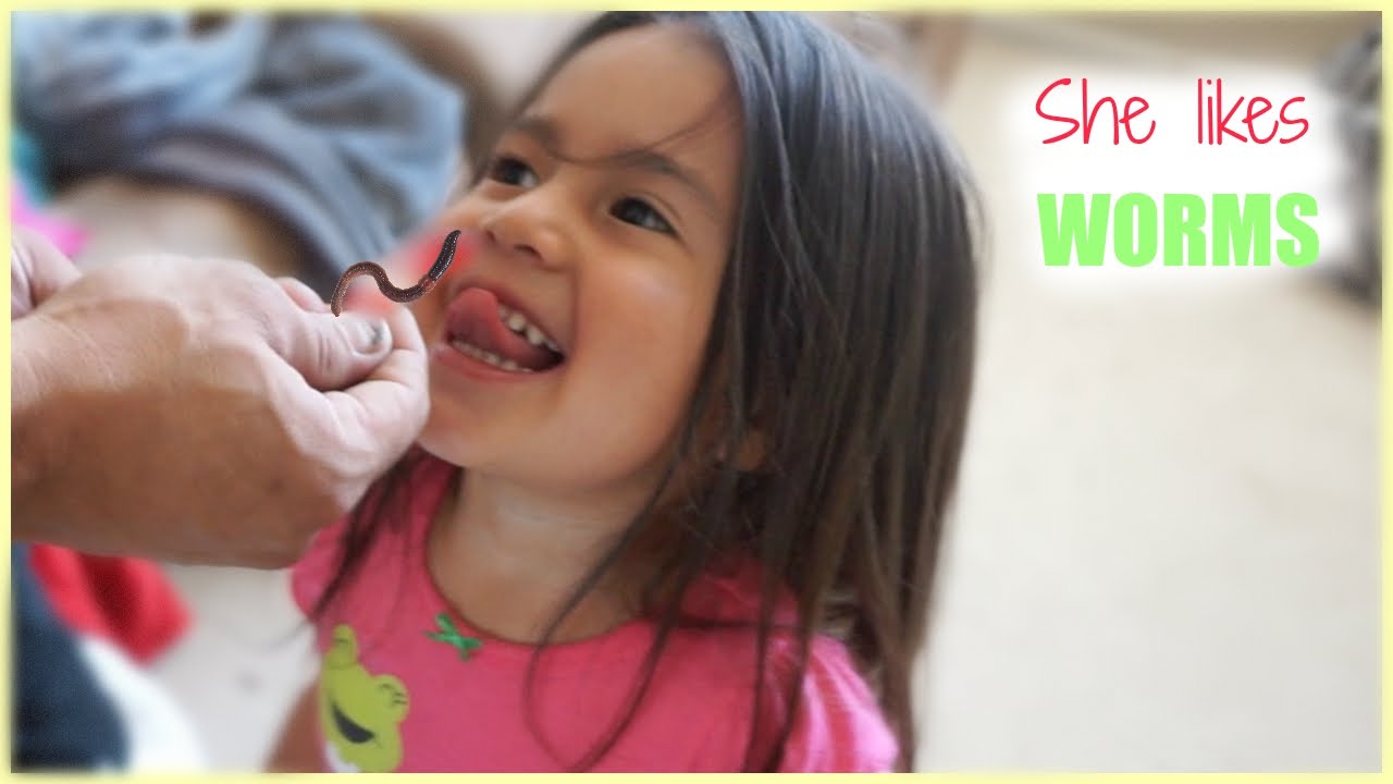 Making kids eat worms - YouTube
