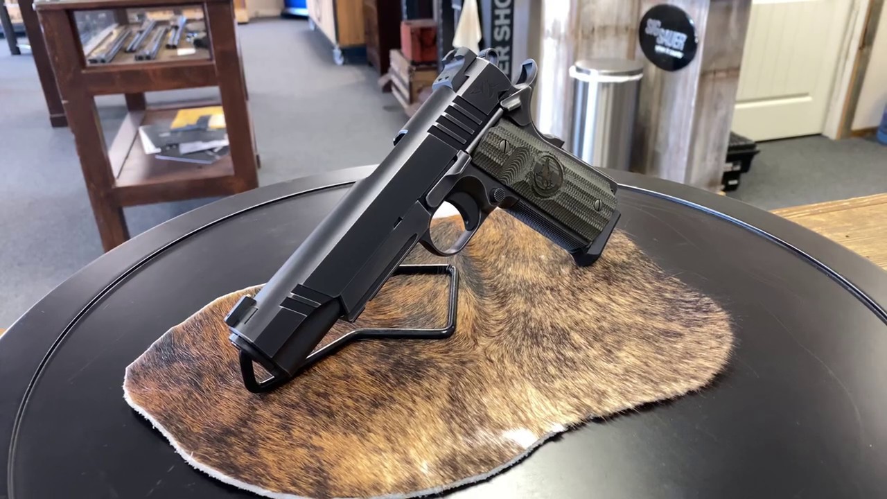 Nighthawk Custom Thunder Ranch Combat Special Recon - YouTube