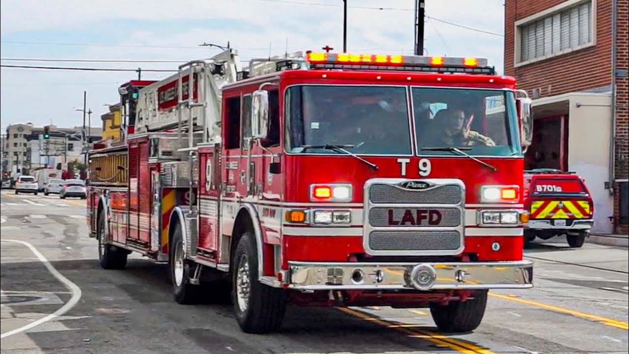 LAFD Light Force 9 Responding - YouTube