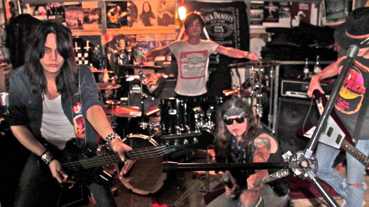 Road Crew Teaser 2 Music Junkie Press promo - YouTube