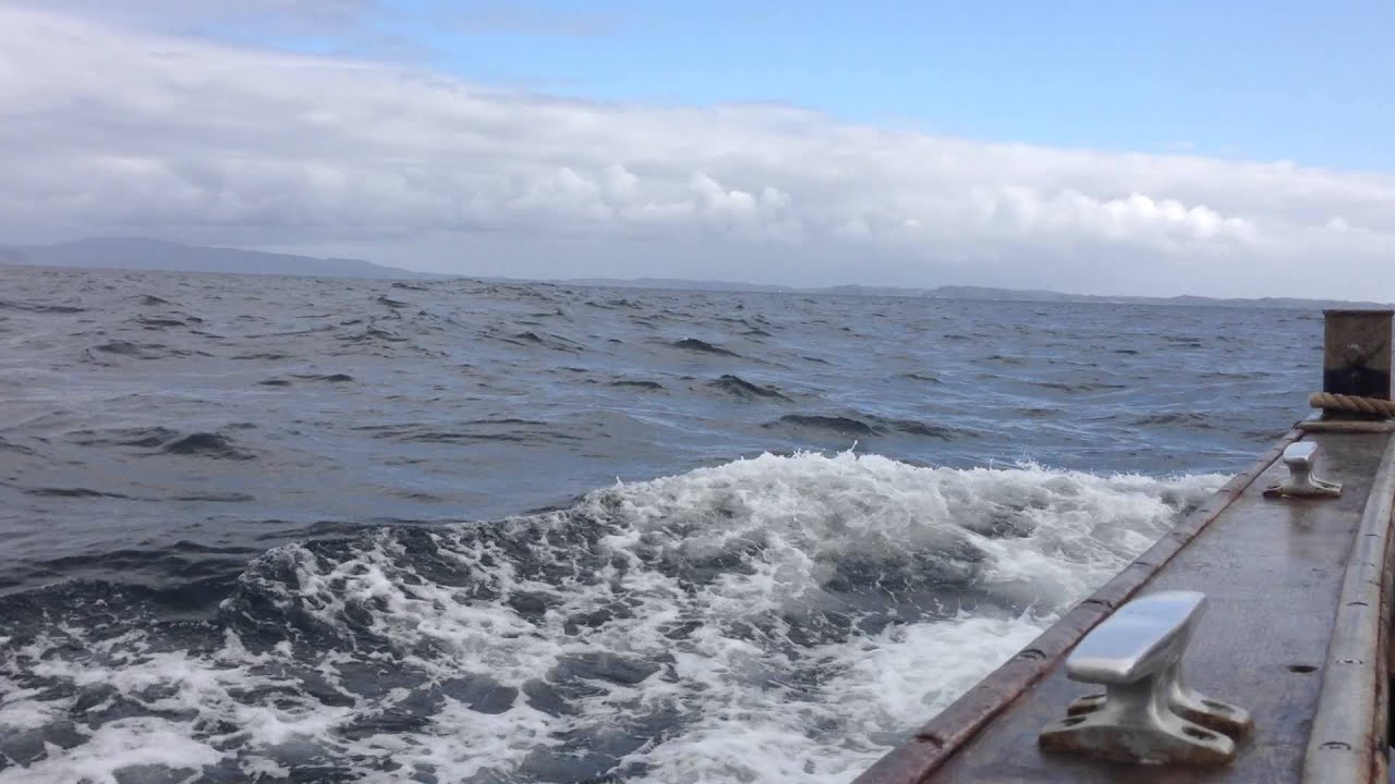 The boat ride to Staffa - YouTube
