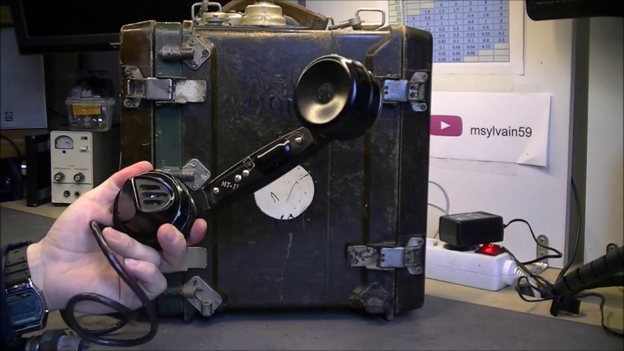 Soviet R-105M military radio teardown - YouTube