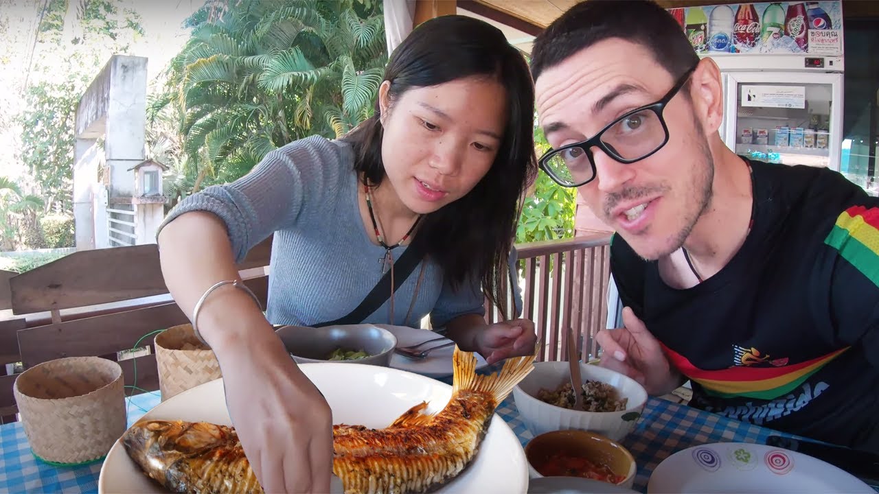 ‘Auntie Rabbit’ Grills Amazing Fermented Fish 🐟🔥🌶 Delightful Local ...