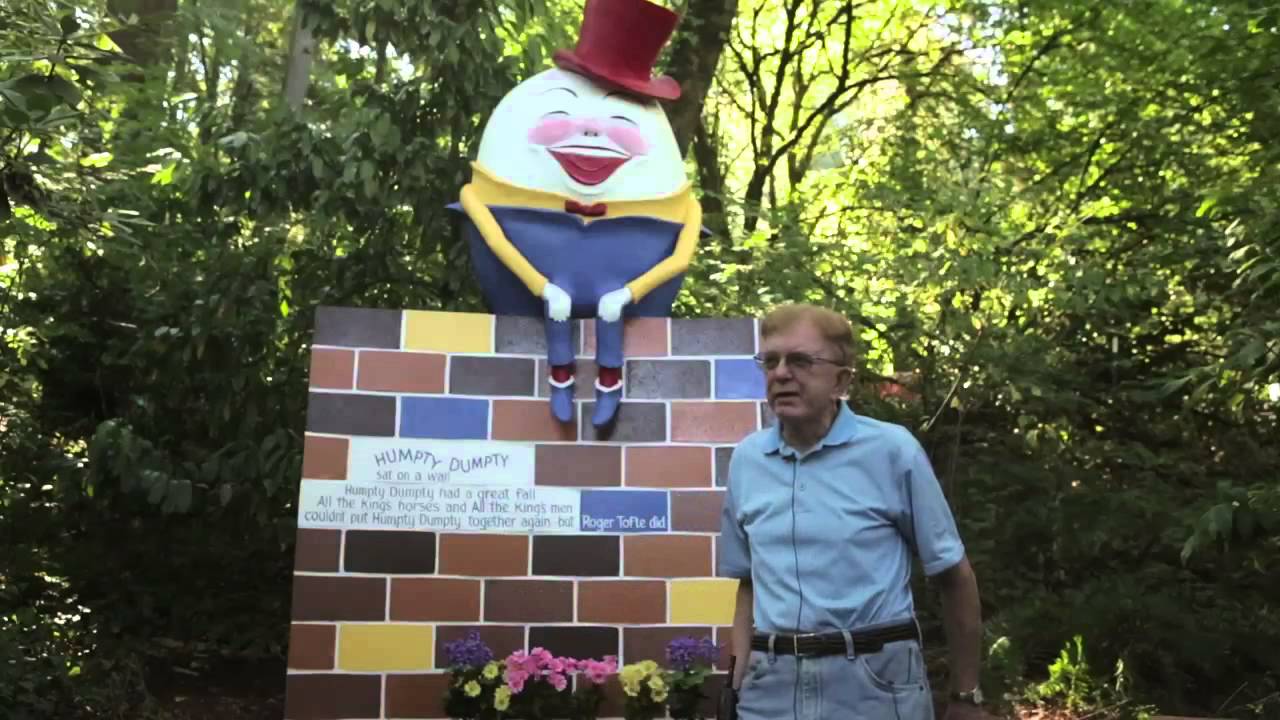 After great fall, Humpty Dumpty returns to Enchanted Forest - YouTube