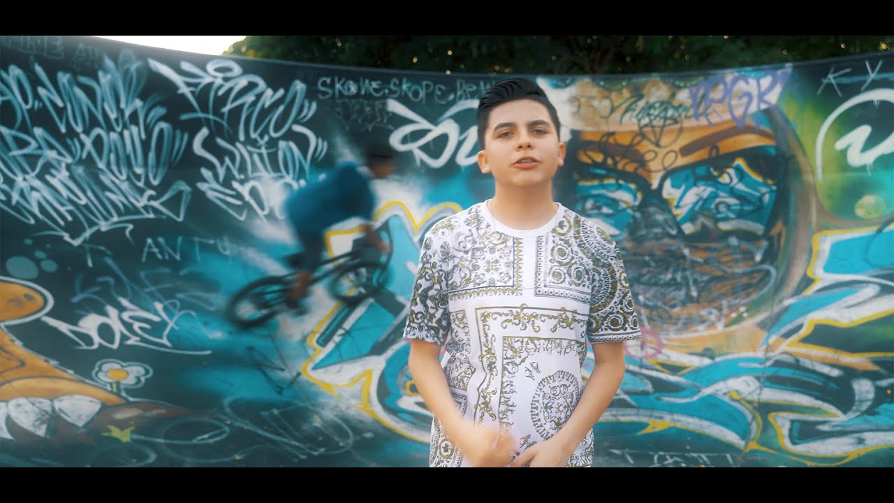 Max Torres - Aquí Voy (Video Oficial) - YouTube