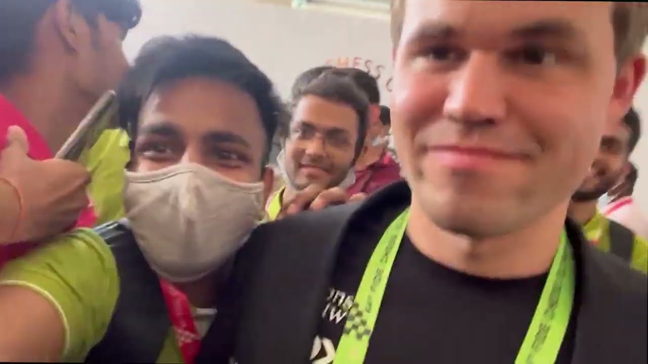 MAGNUS CARLSEN METS HIS BIGGEST FAN AT CHESS OLYMPIAD CHENNAI @Magnus ...