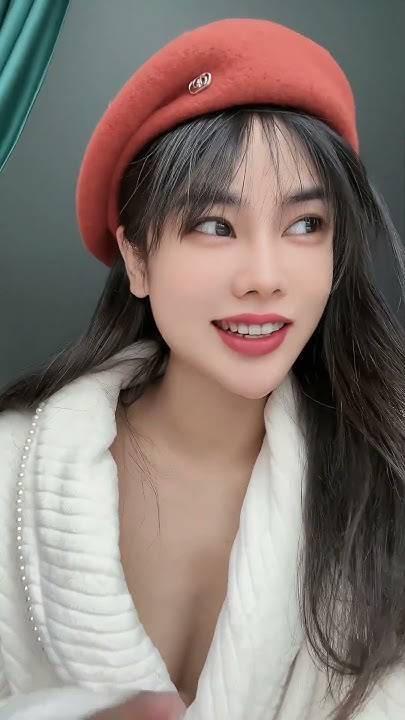 睡在自己软软的床上，一觉到天亮。今日打扫，明日直播了 Youtube