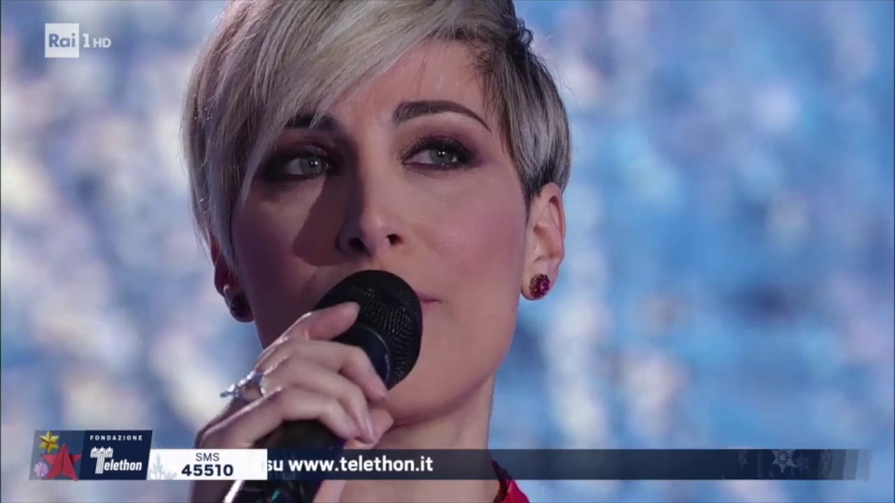 Dalise - “Beautiful that way” (cover Noa) Live @ Telethon 2018 - Rai1 ...