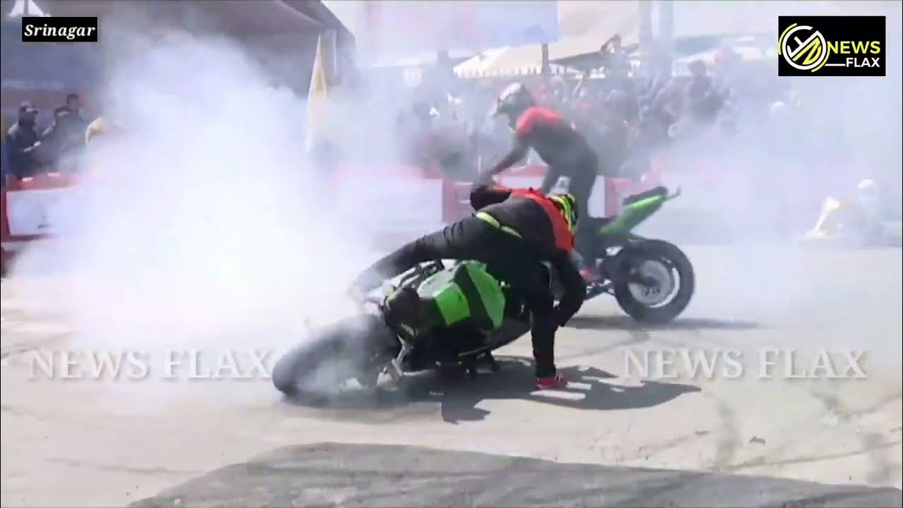 Formula 4 car race created history on the banks of Dal in Srinagar - YouTube