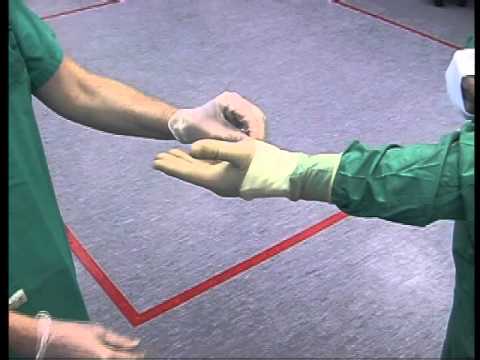 Surgical etiquette Glove changing - YouTube