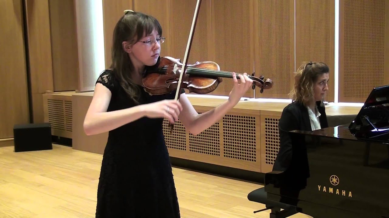 Alexandra COOREMAN Beethoven Sonata n°1 op 12 Part 1 - YouTube