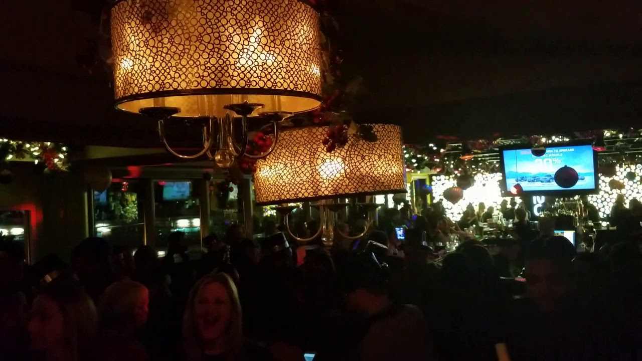 Five Stories Up NYE 2017 Rooftop 120 - YouTube