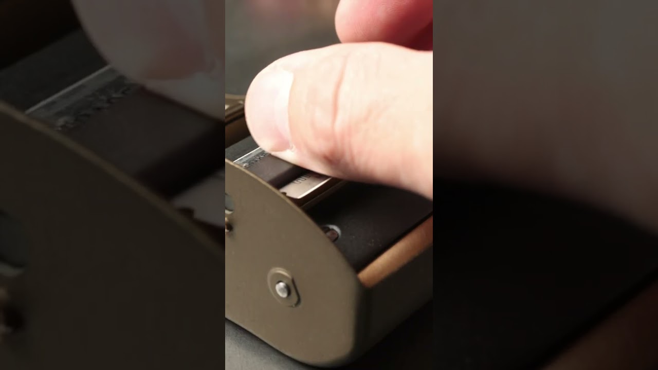 Antique safety razor sharpener - YouTube