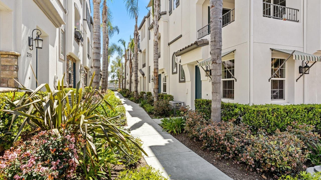 2348 Sentinel Ln, San Marcos, CA - YouTube