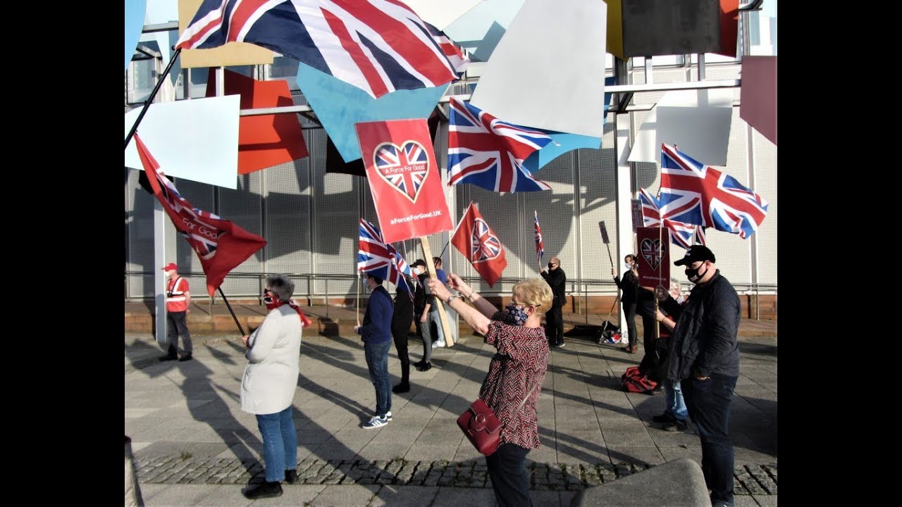 Scottish Unionists say 'Switch Off Sturgeon' - YouTube