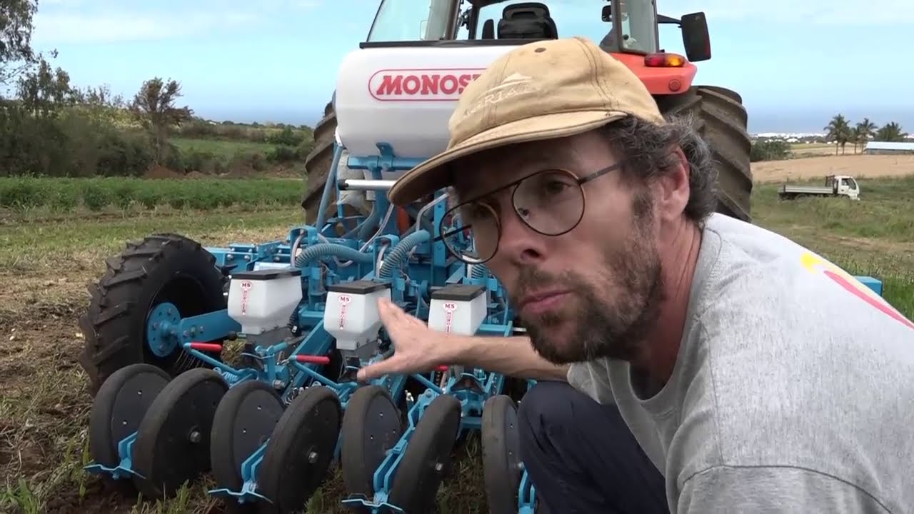 2020 - Le semi direct d'oignons à l'essai - YouTube