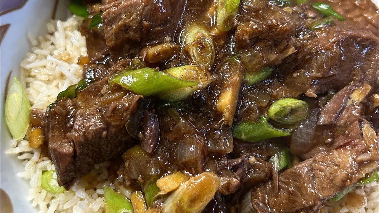 BEEF PARES [ my Favorite ulam ] - YouTube