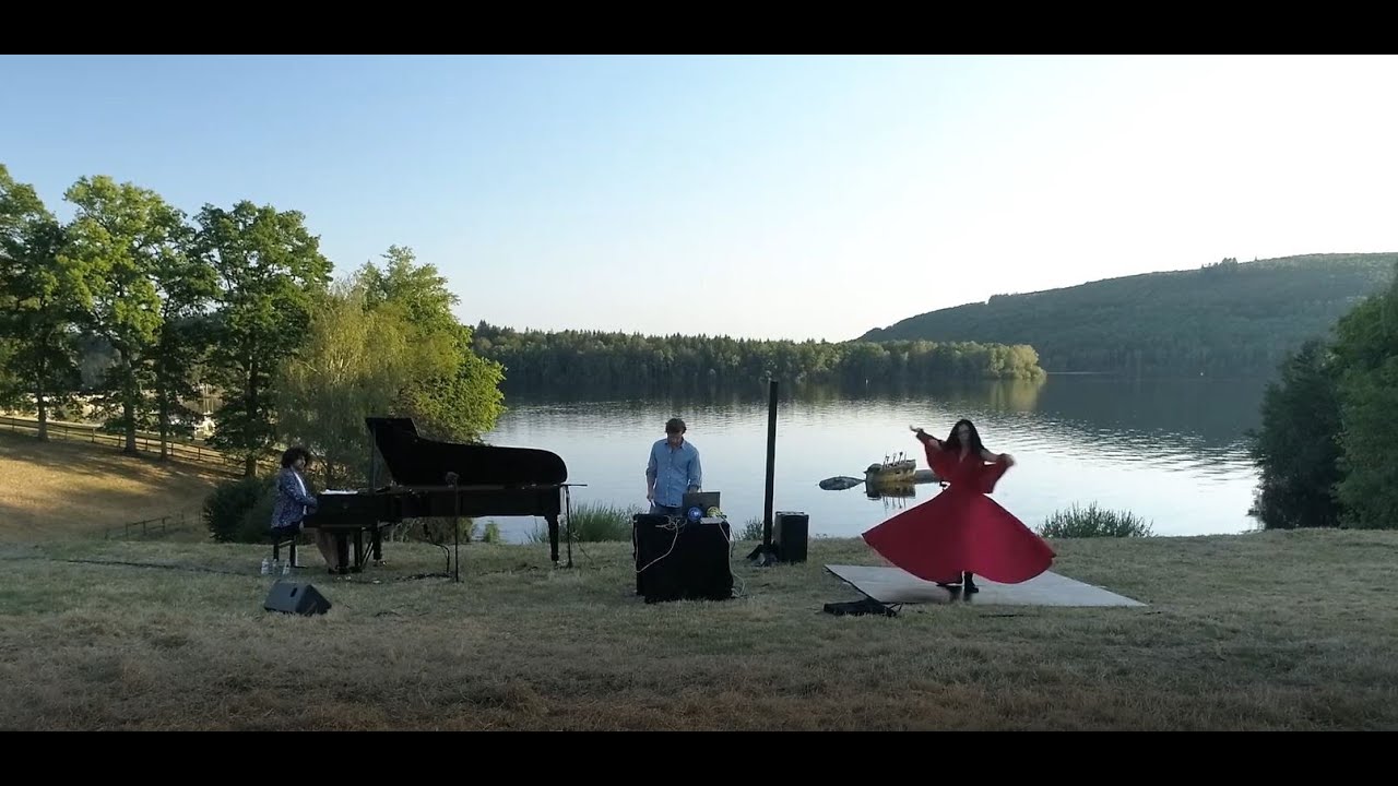 Michael Nyman - Time Lapse (Simon Ghraichy & Louis Lacoste) - YouTube